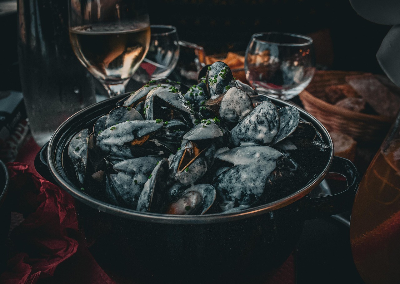 Rīgā atvēries jauns seafood bistro Fish Corner - TripThis